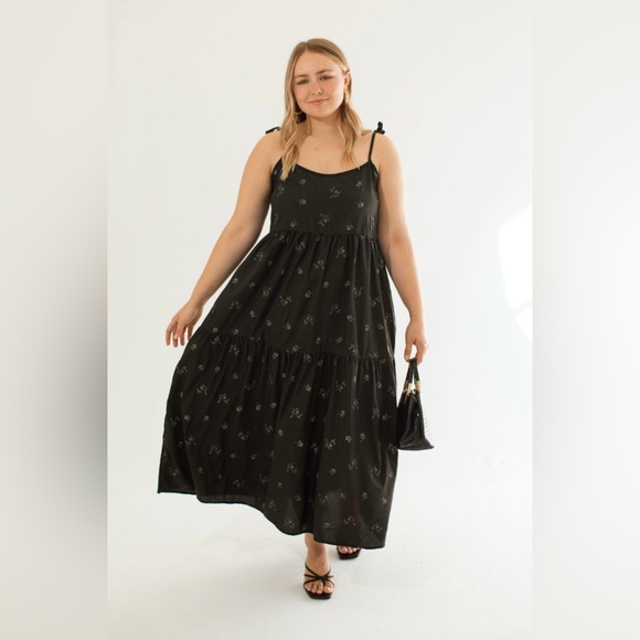 Carly Jean Los Angeles | Dresses | Carly Jean Los Angeles Millie Dress ...